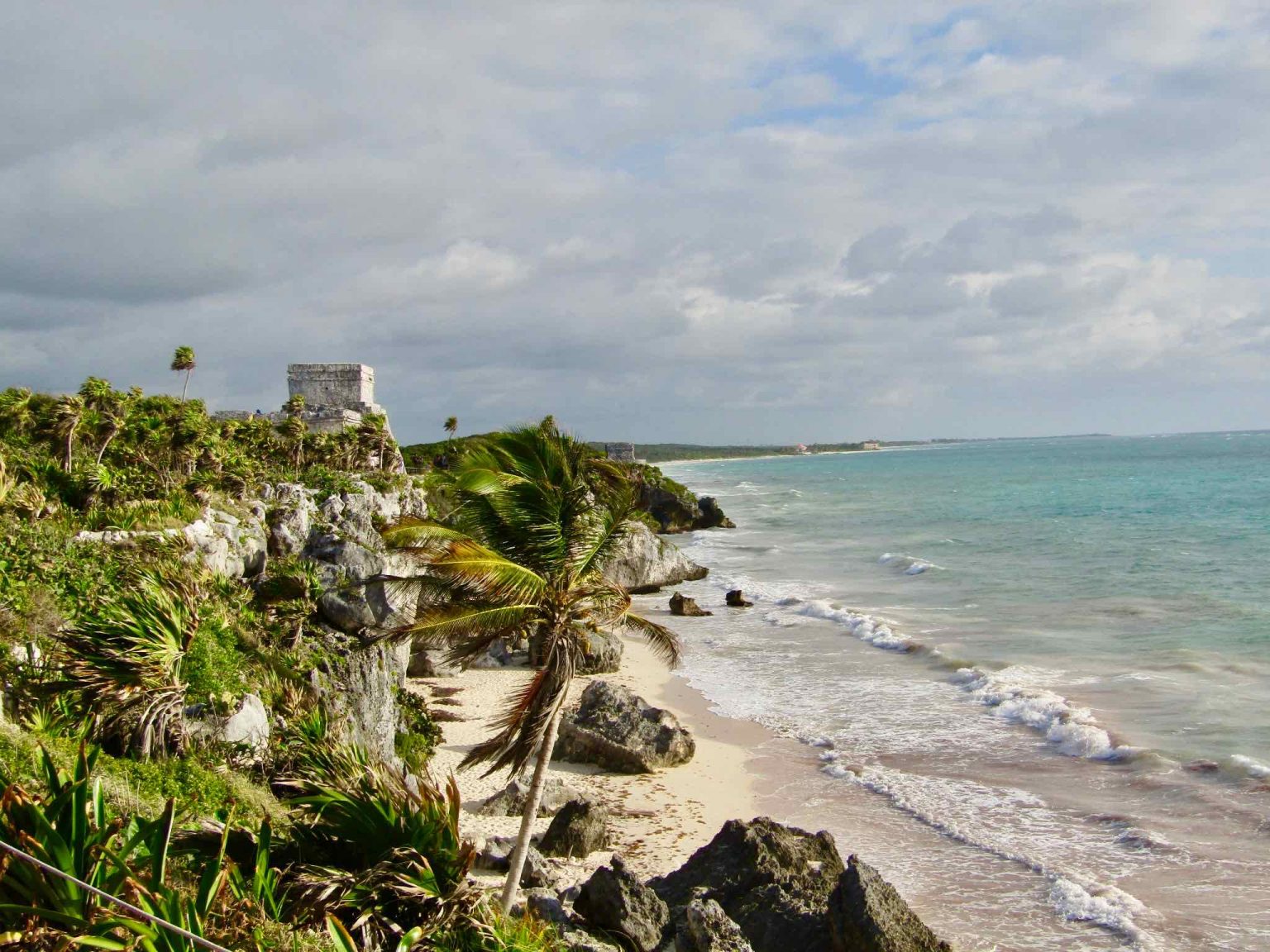 Die Halbinsel Yucatan – Strände, Maya Ruinen und Cenotes